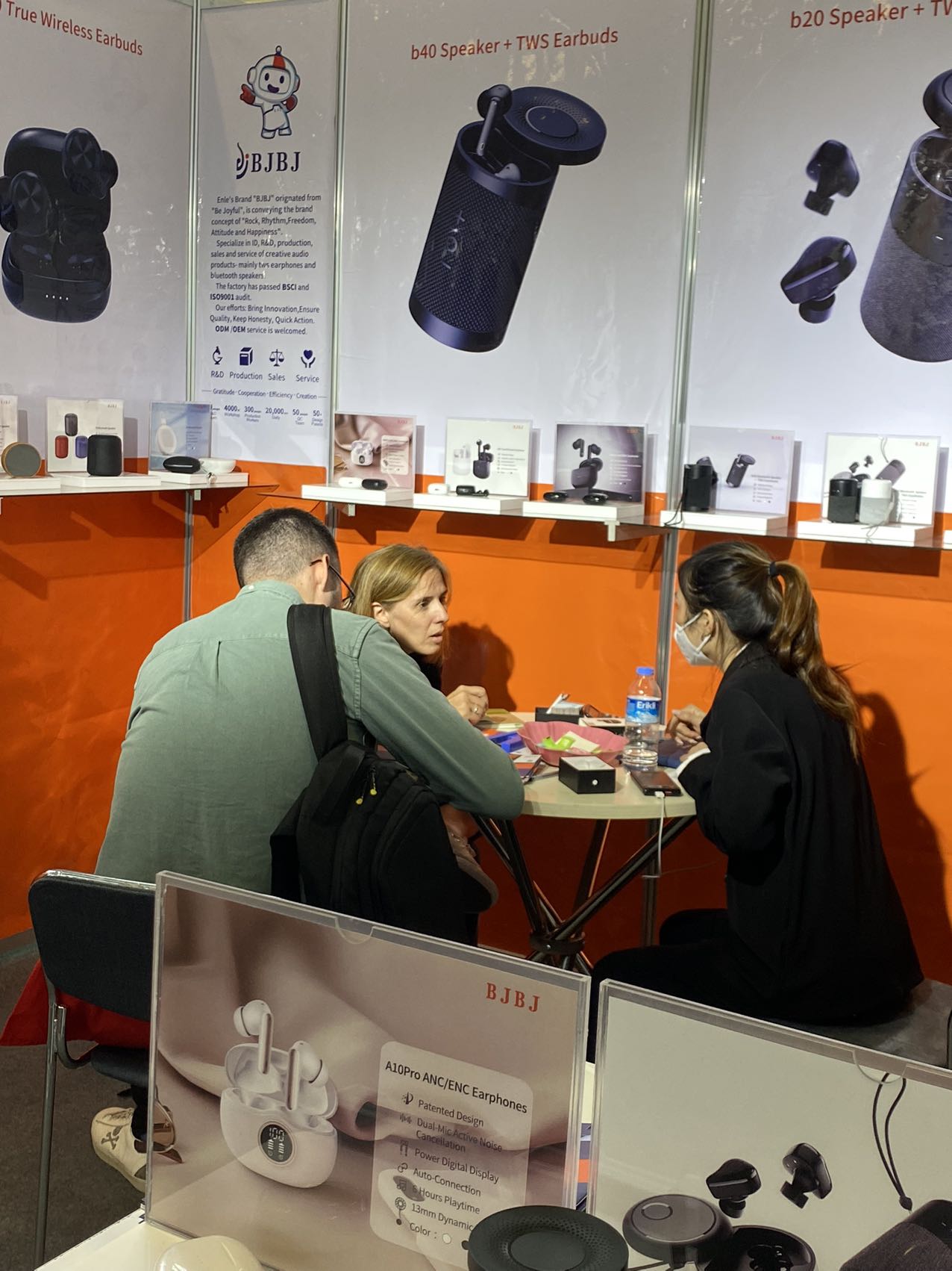 Customer Testimonials - BJBJEARBUDS