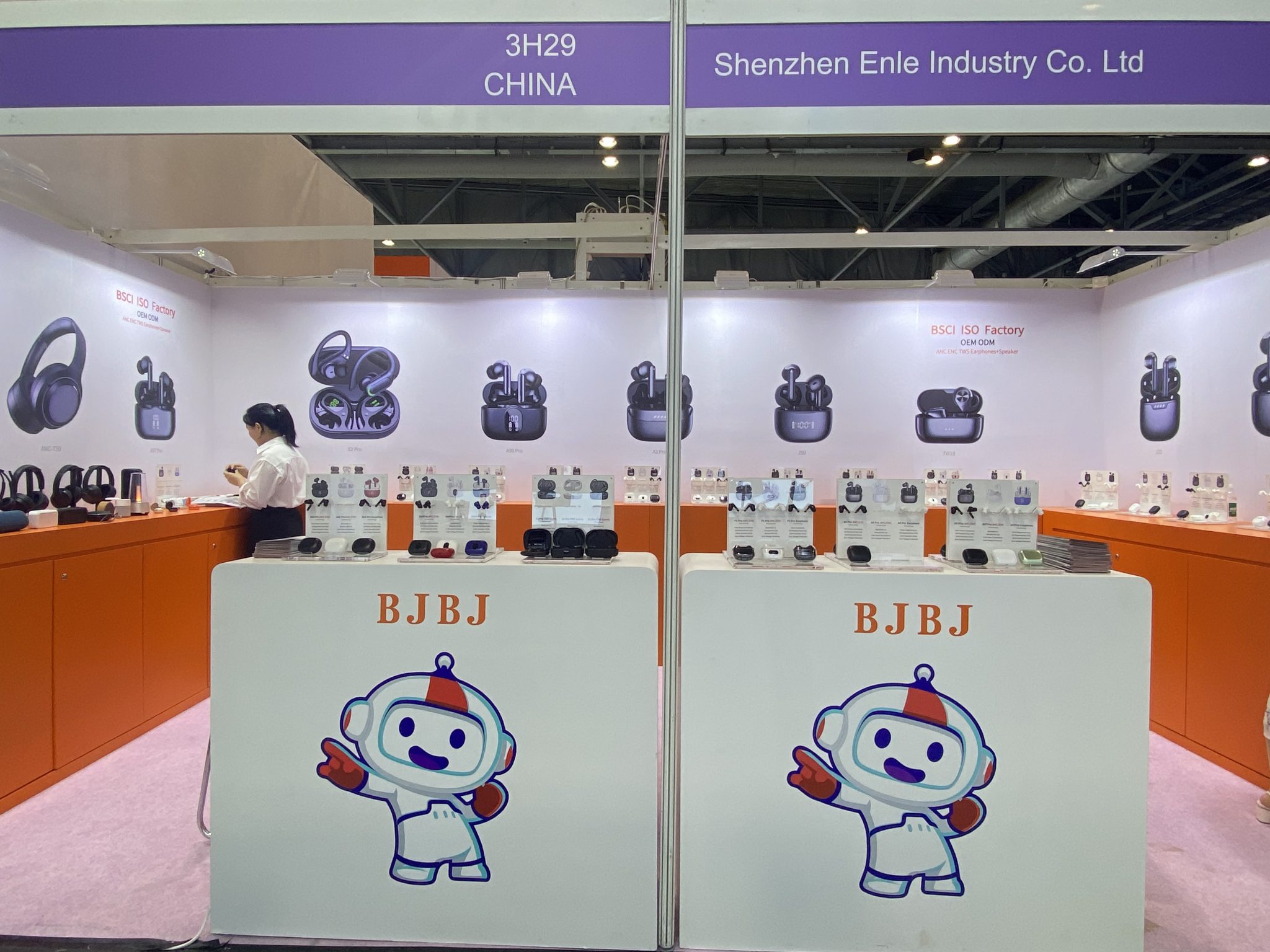 BJBJ Showcasing 2024 Global Sources Hong Kong Exhibition - BJBJEARBUDS